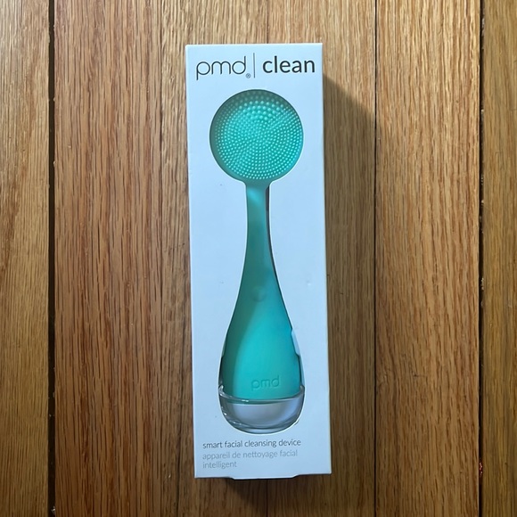PMD | Makeup | New In Box Pmd Clean Smart Facial Cleansing Device ...
